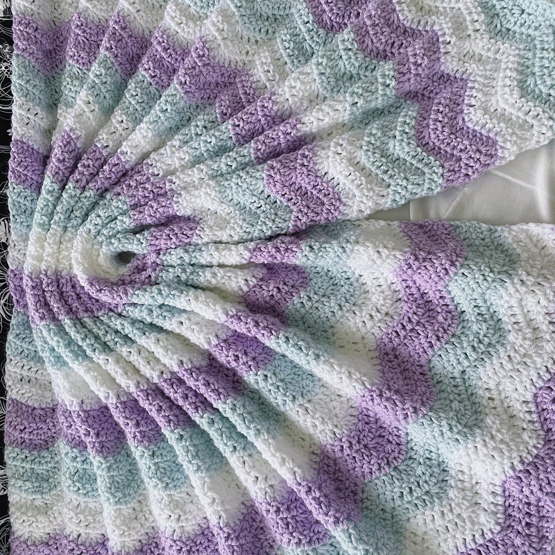 Blue Ripple Afghan - Etsy