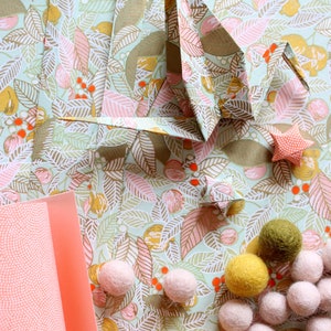 Origami Decorative Suspension // Origami Crane & Star - Etsy