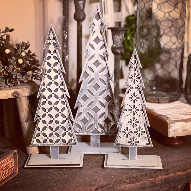 Tree With Initials Svg - Etsy