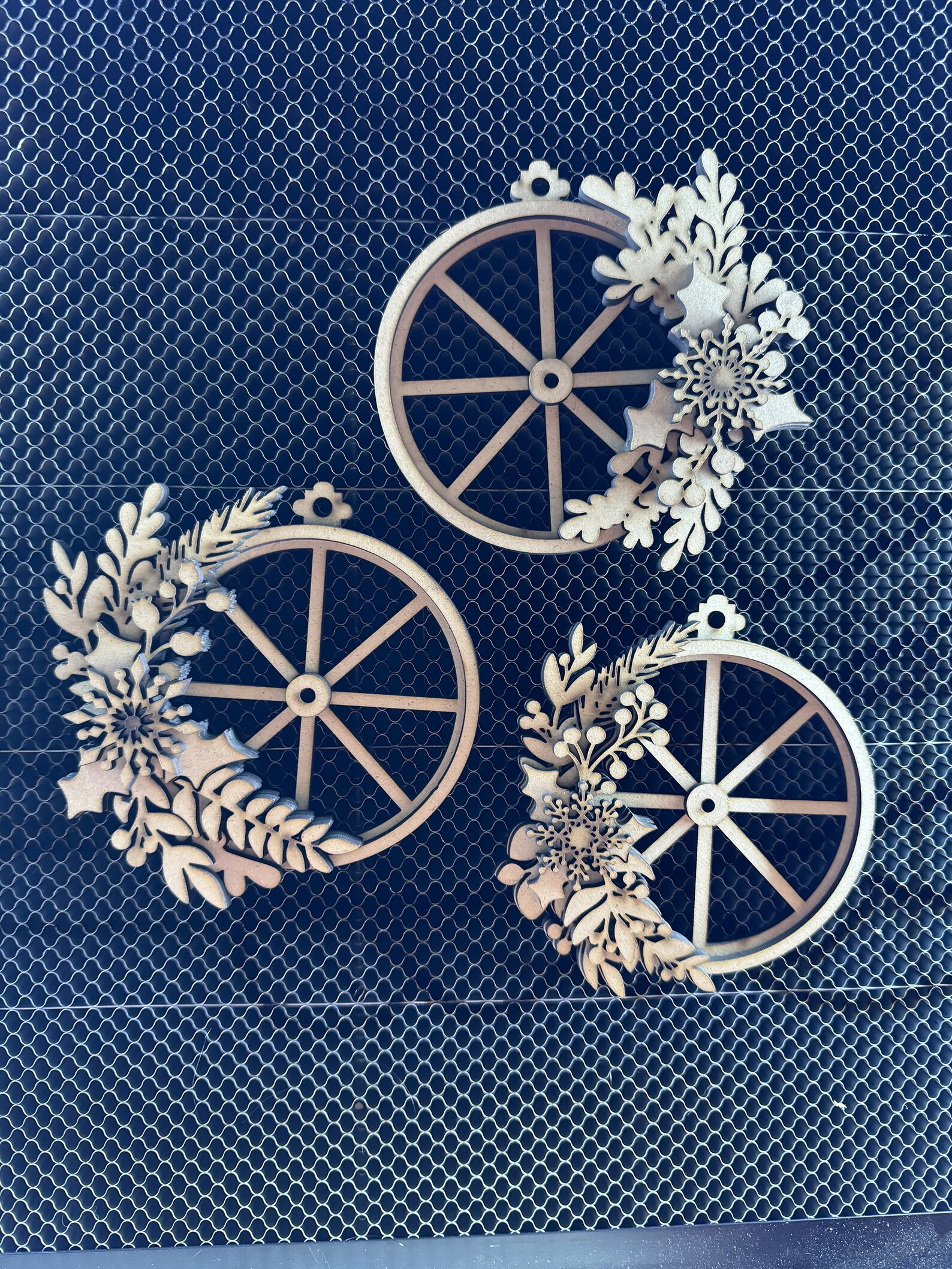 Mistletoe and Holly Wagon Wheel Ornament Set of 3 SVG Digital Download ...