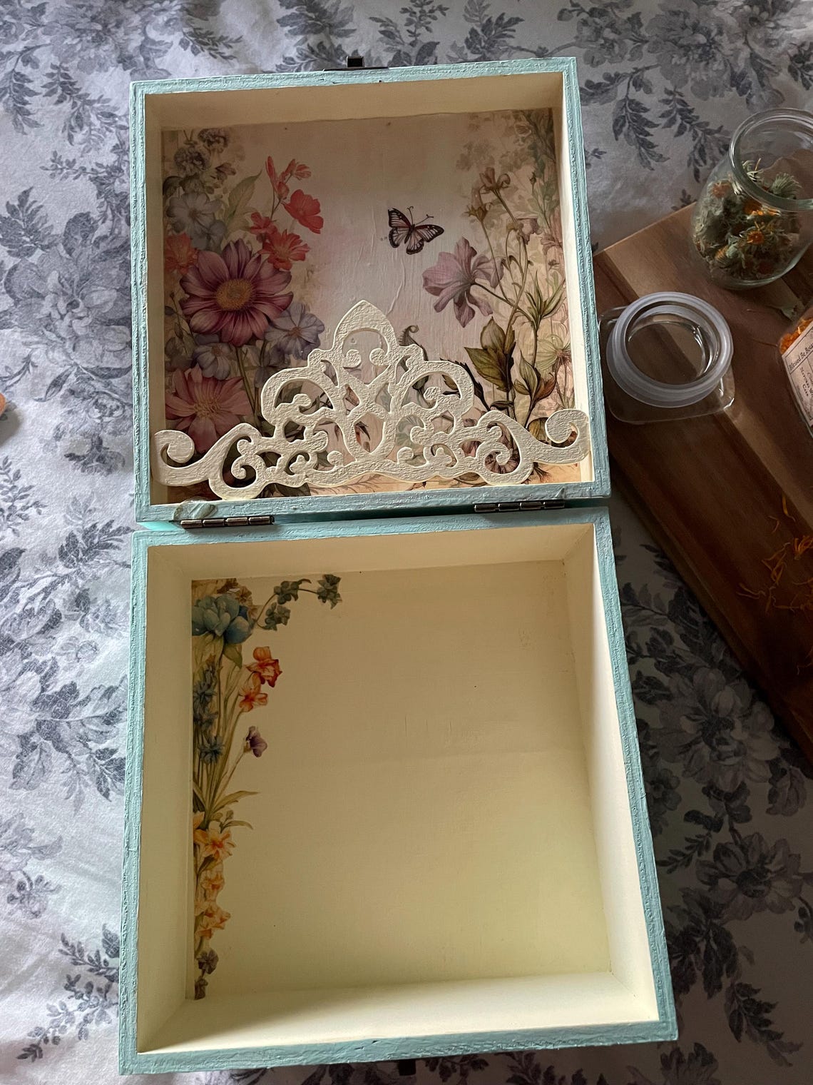 Flower Border Box - Etsy