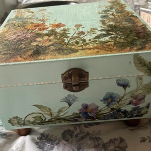 Flower Border Box - Etsy