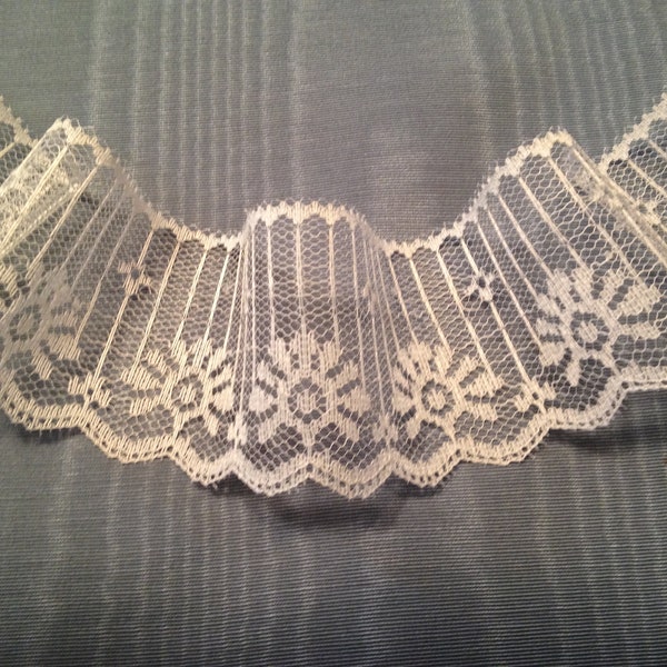 Lace Streamers - Etsy