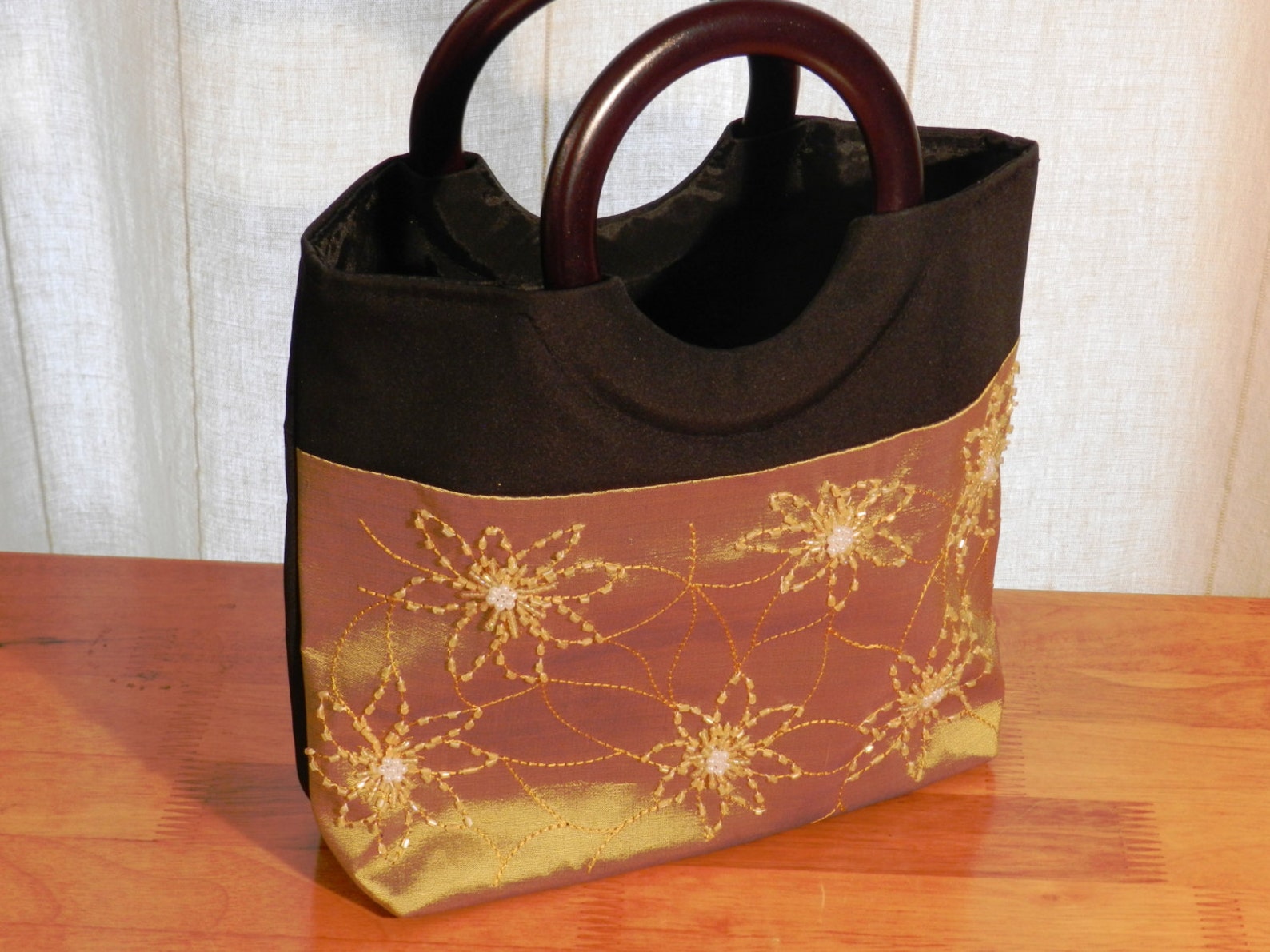 100% Silk Fabric Asian Style Purse With Wood Handles and - Etsy
