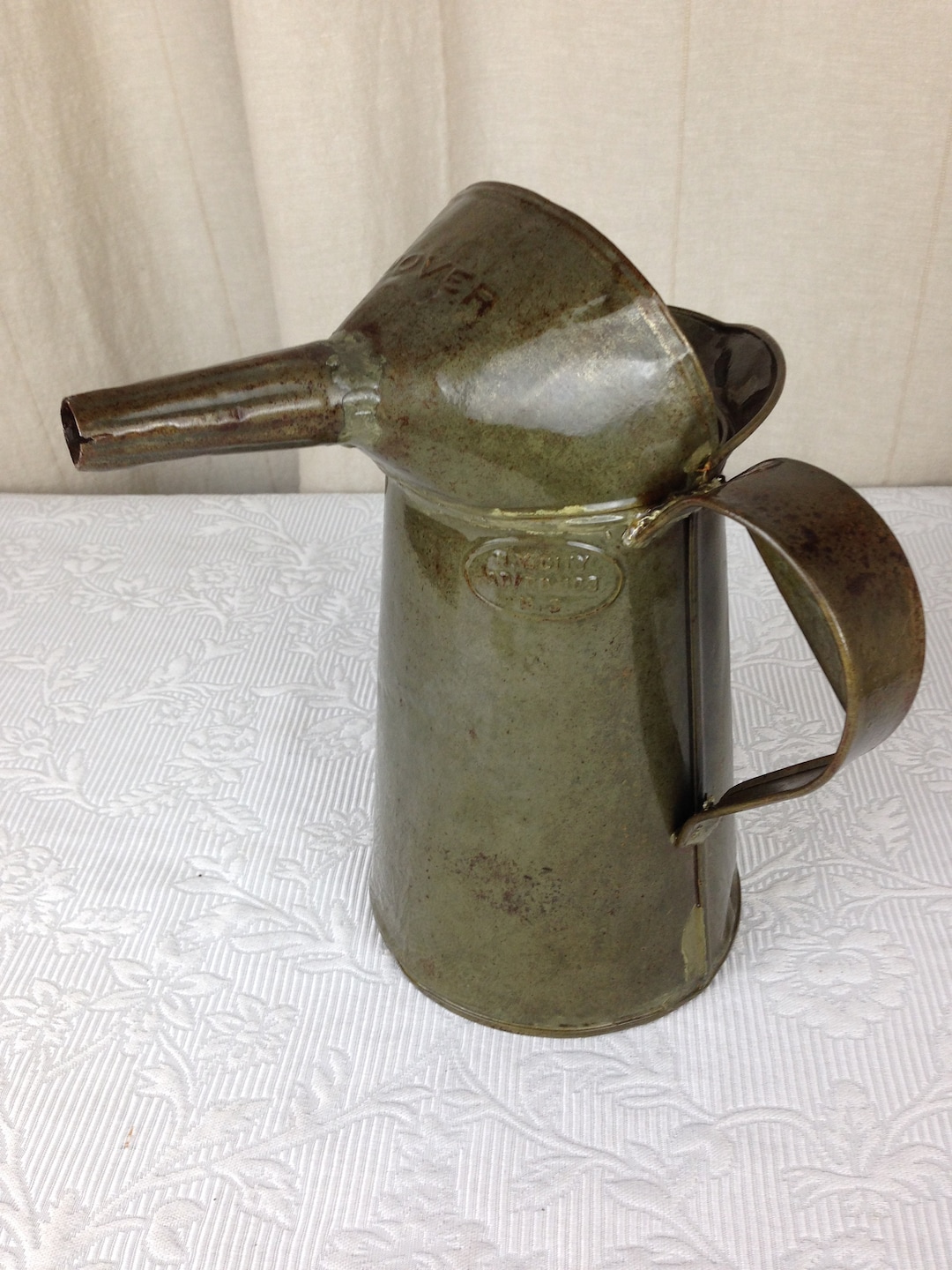 Vintage 2 Quart Dover Oil Can and Filler Has Been Cleaned and Clear ...
