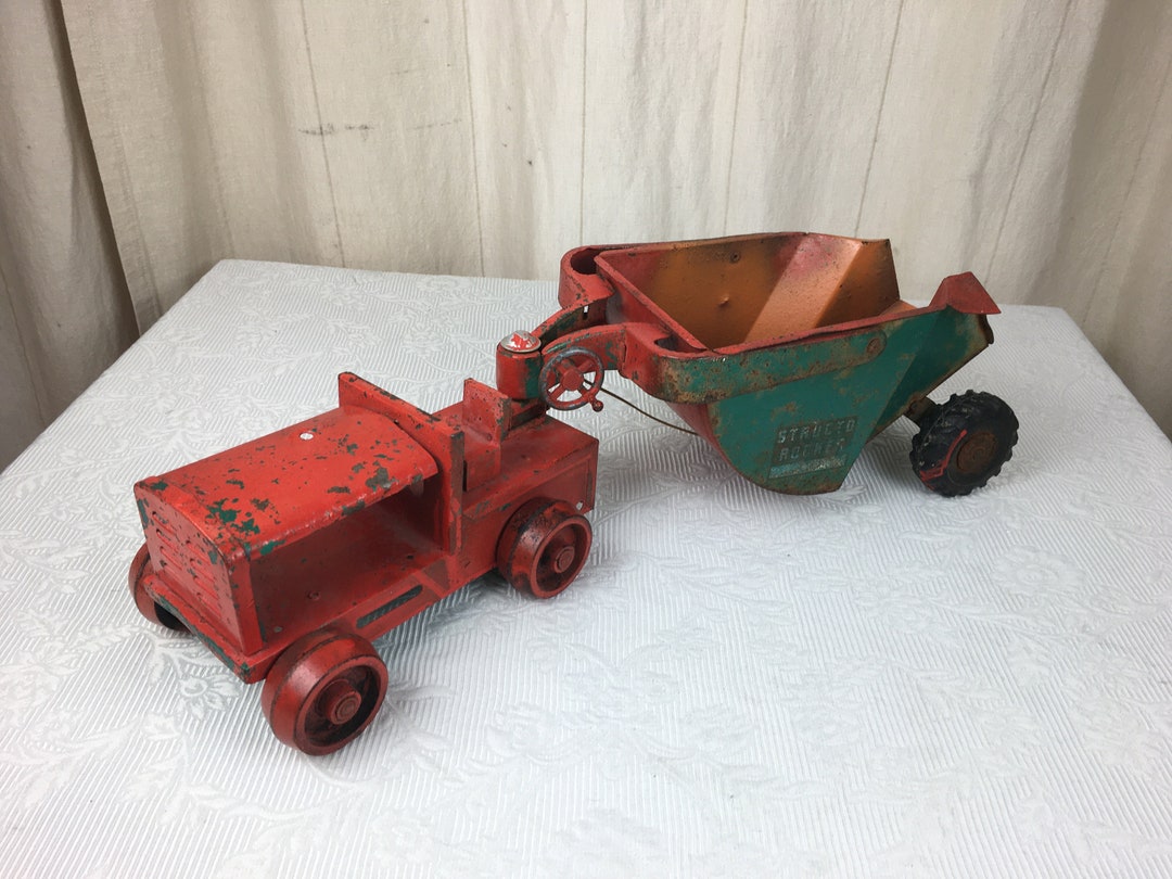 Vintage 1950s Structo Rocker Red and Green Pressed Steel Toy Car ...