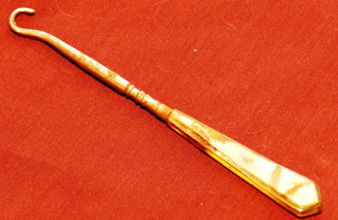 Vintage Button Hook With Lucite Handle Over Metal Hook 4 7/8 Inches ...