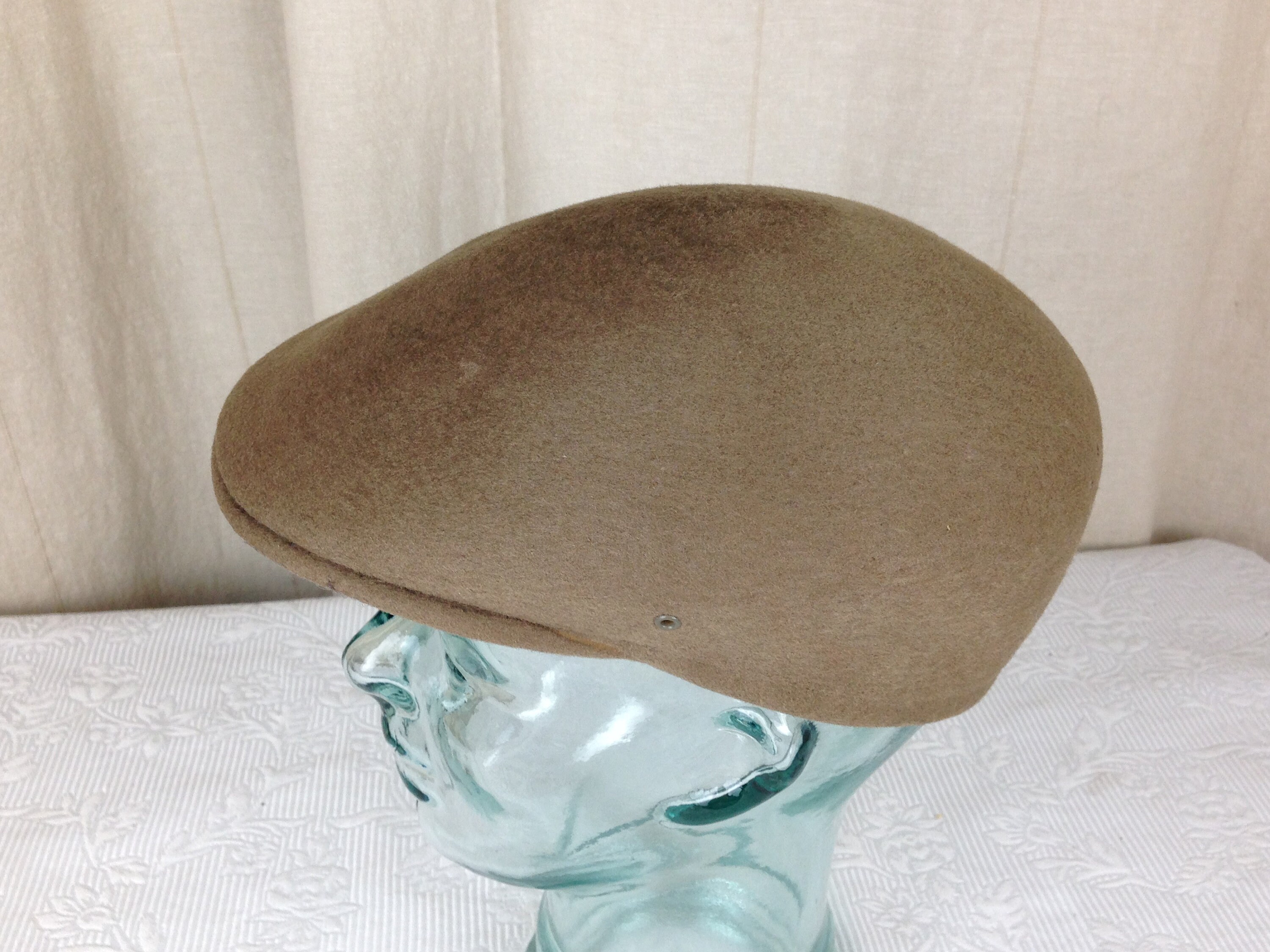 Vintage Tan Color Newsboy Style Cap by Thames of England Size | Etsy