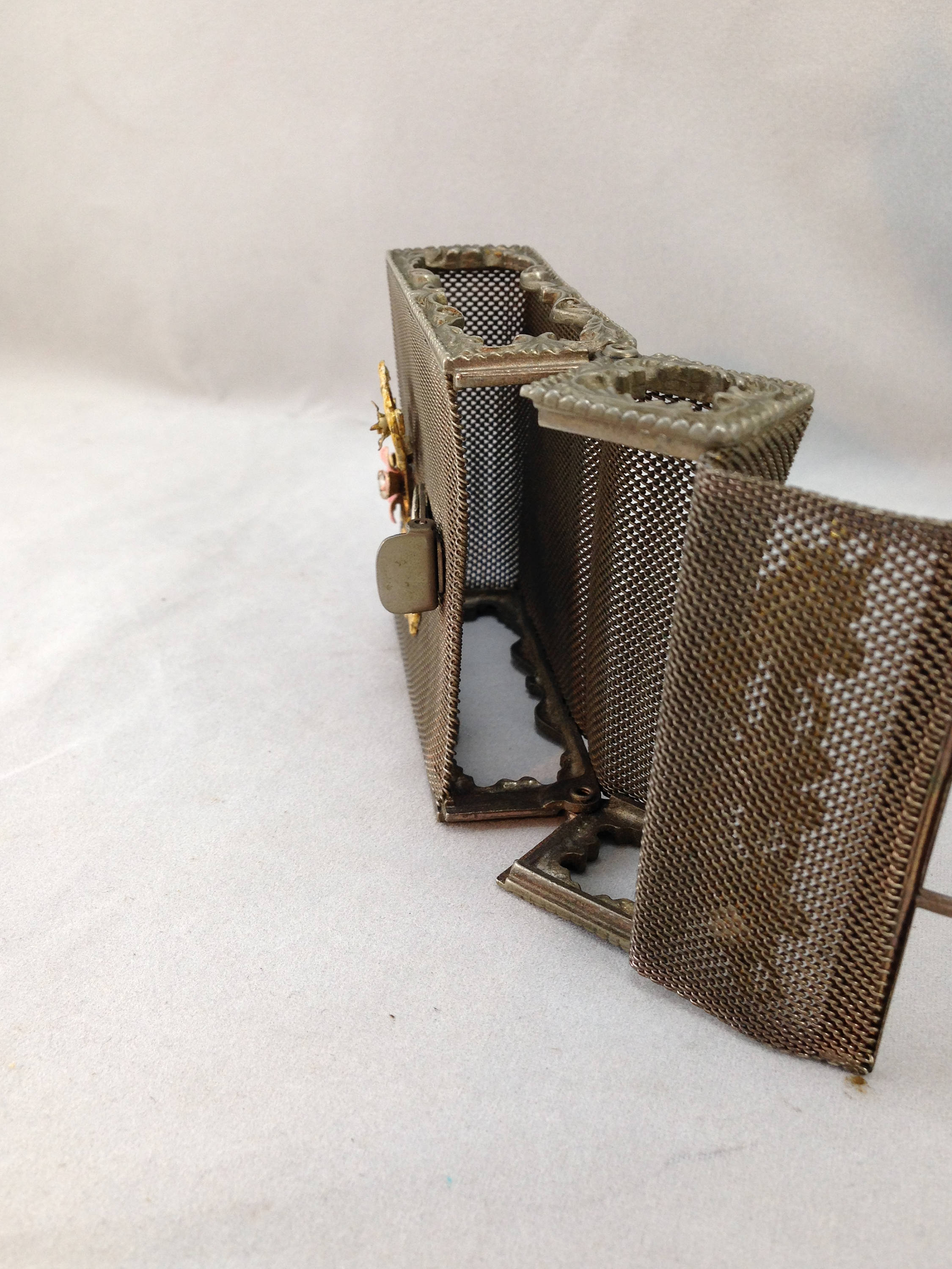 A Silver Metal Mesh Wire Cigarette Case with Decorative Metal | Etsy