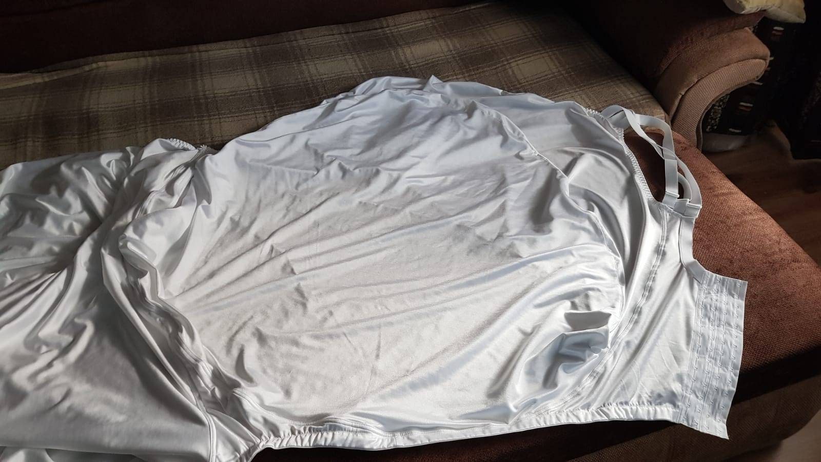 Macromastia, Handgemachter BH, Gigantomastia, große Größe, big silicon ...