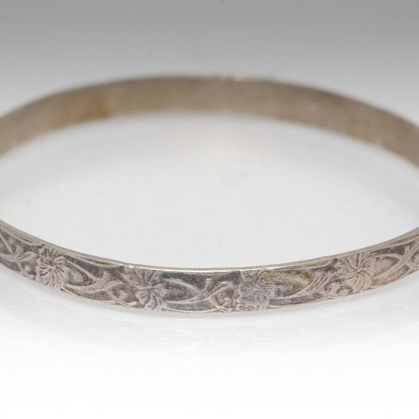 Flower Bangle - Etsy