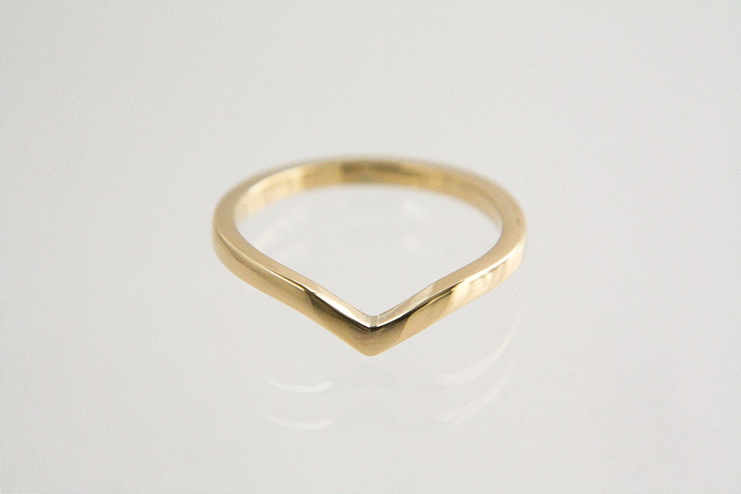 Chevron Gold Ring / Stackable Ring in 10k Yellow Gold/ V Ring / V ...