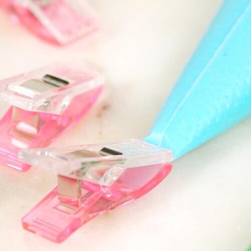Fast Shipping Piping Bag Tip Clips - Etsy