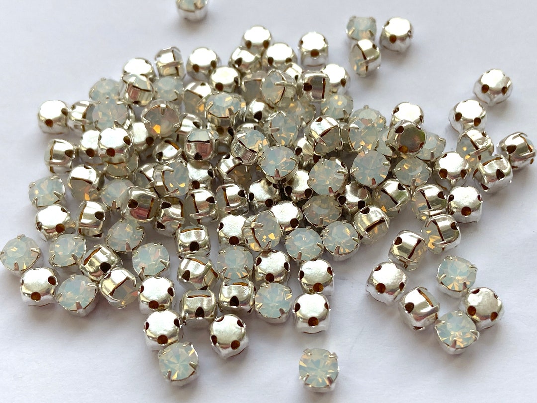 4.5mm White Opal Chaton Montees, 19ss ,4.5mm Chaton, Sew on Stone ...