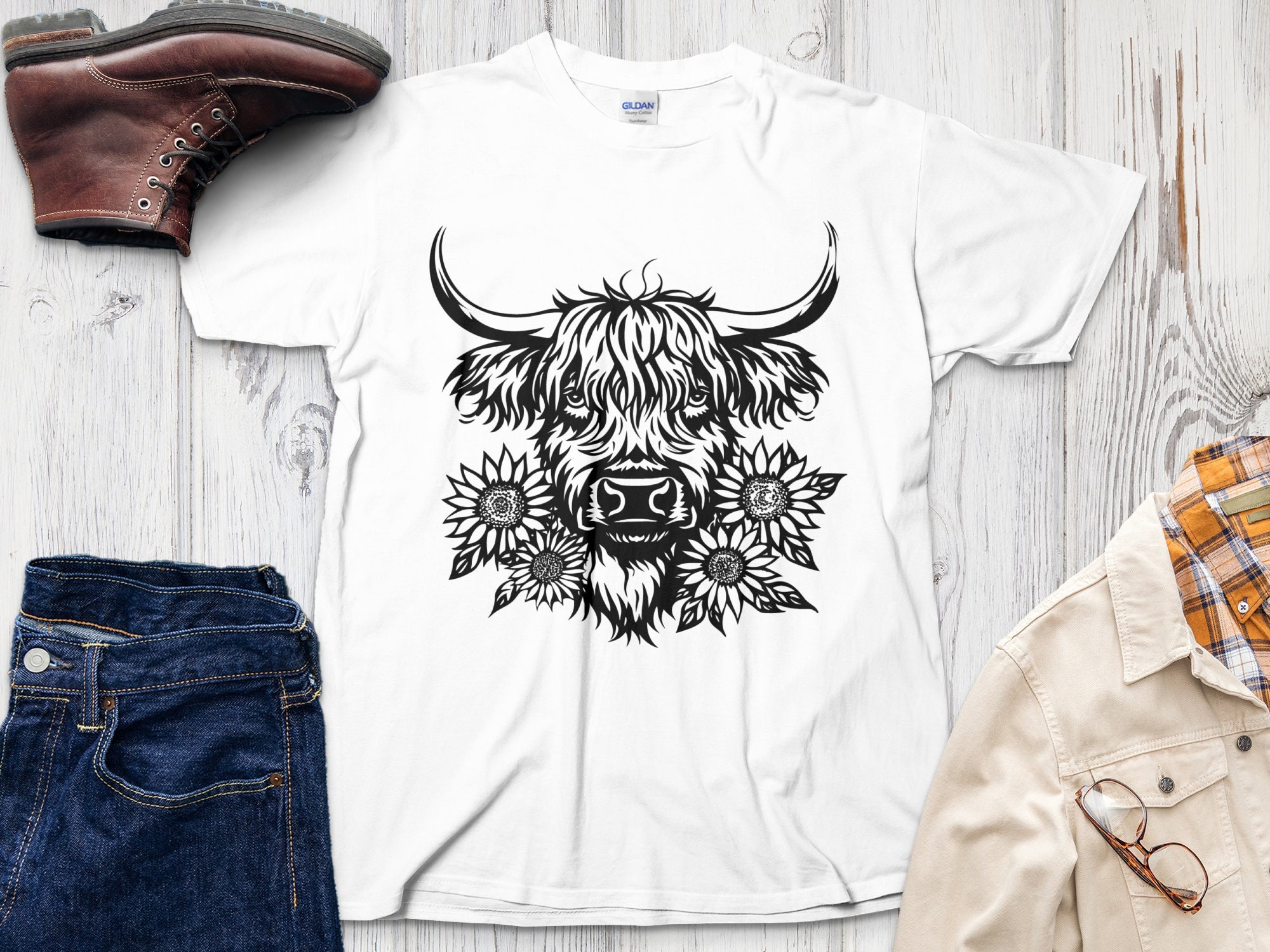 Highlander Cow With Flowers Digital SVG Cut, Vector Image,highland Cow ...