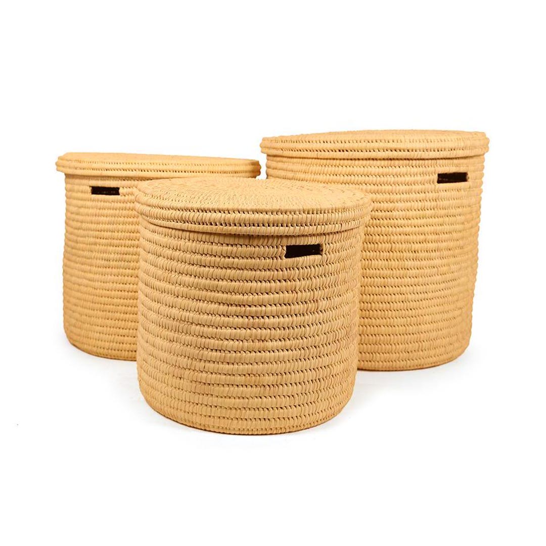 Natural Lidded Laundry Basket. Large Washing & Linen Basket. Handwoven ...