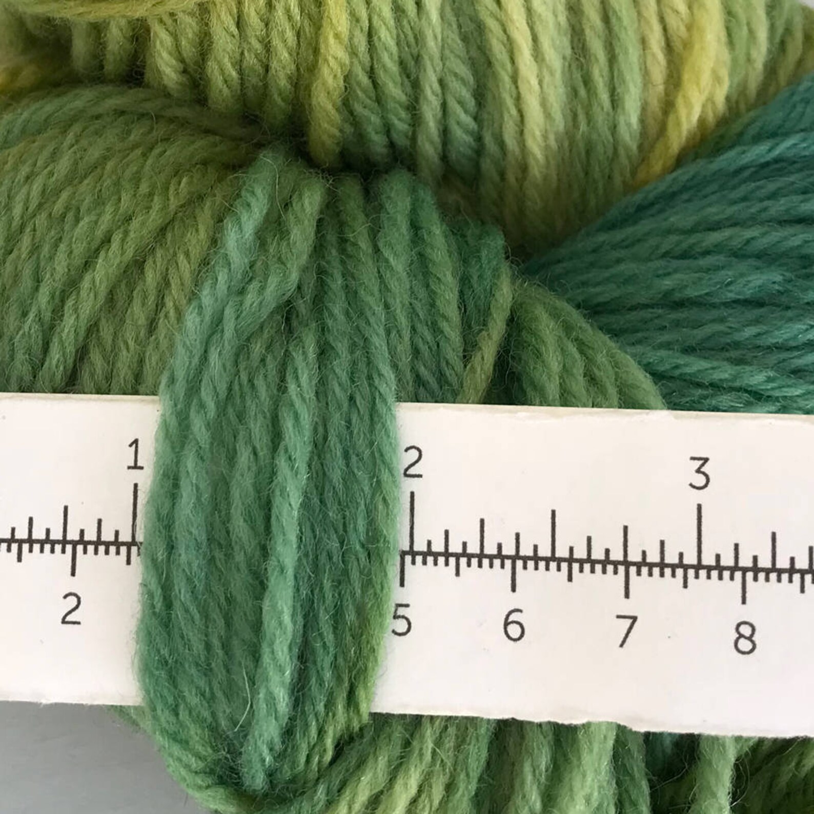 Green Wool Yarn Worsted Weight 4 ply Hand dyed Variegated | Etsy