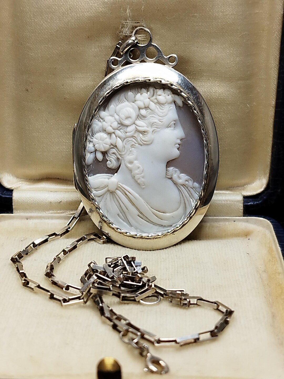 Large Vintage Cameo Locket With Photo Locket Necklace Victorian ...