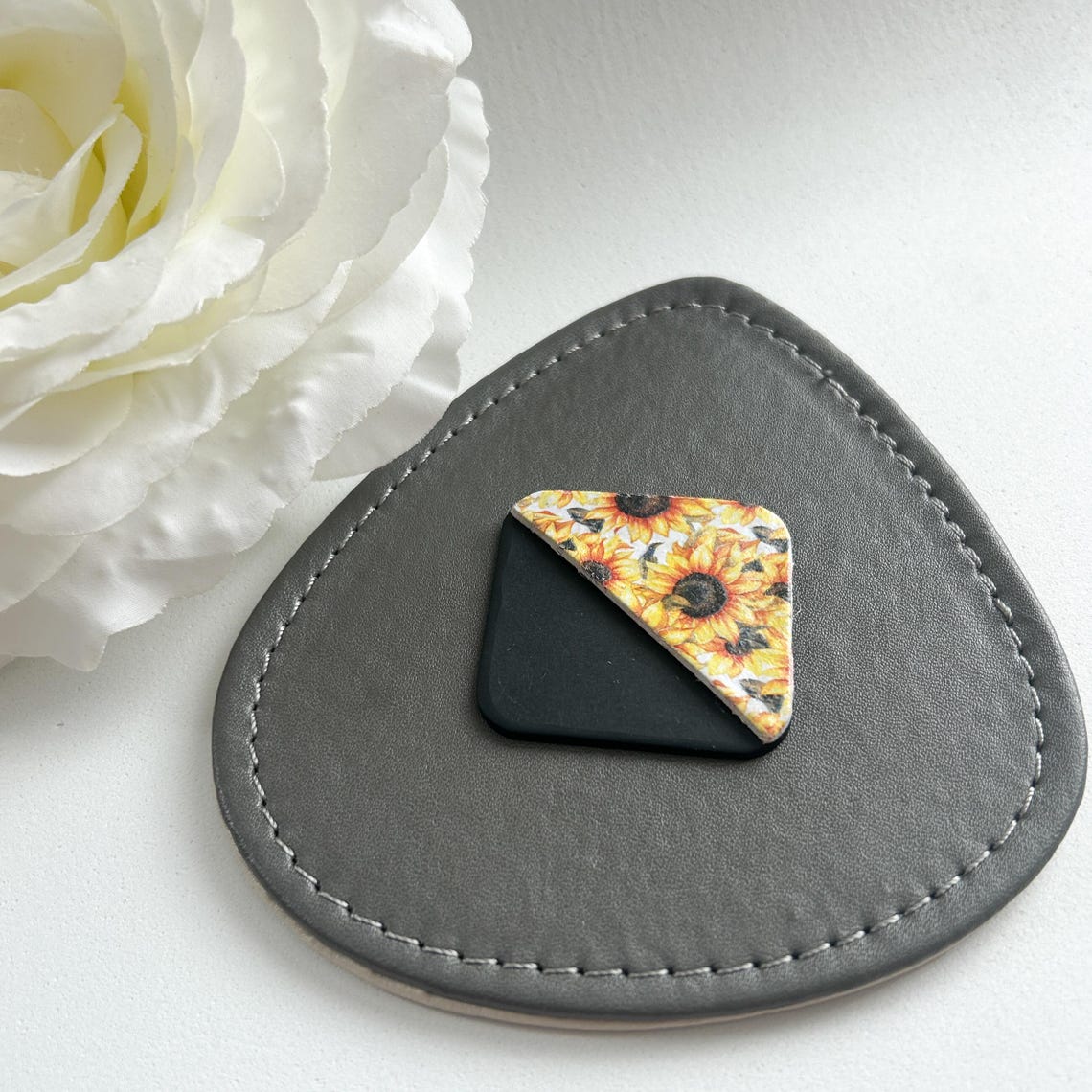 Handmade Polymer Clay Corner Bookmark, Teacher Gift (40mm) - Etsy