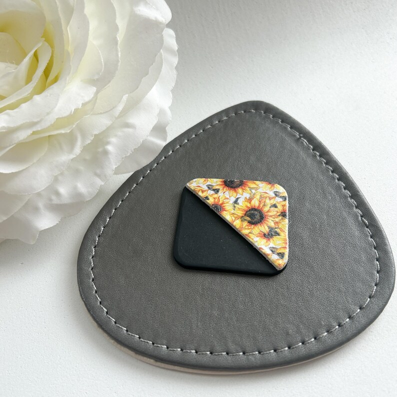 Handmade Polymer Clay Corner Bookmark, Teacher Gift (40mm) - Etsy
