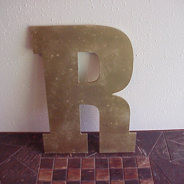 Wooden Letter R - Etsy