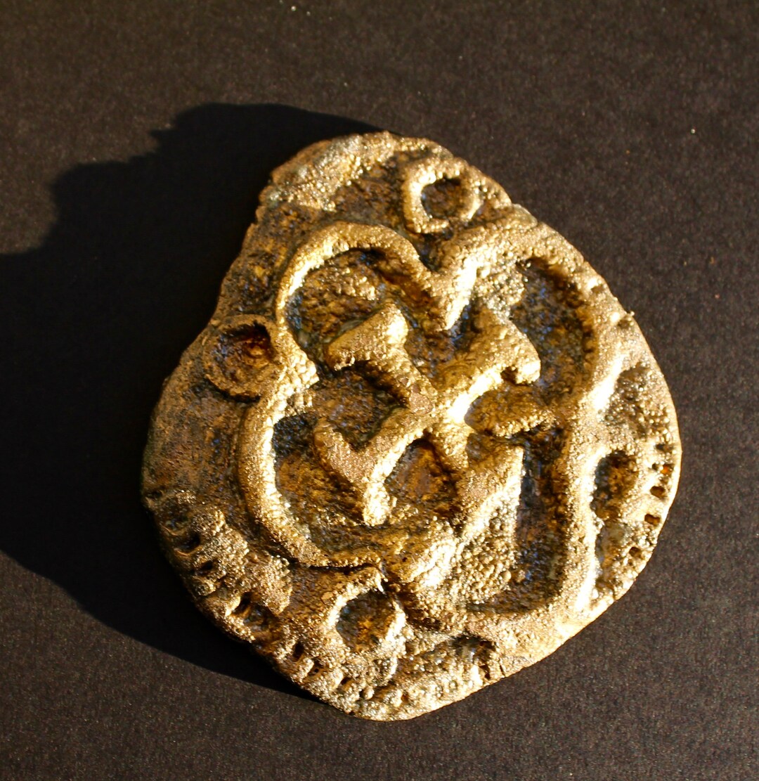 Spanish Gold Doubloon Made on Resign and Faux.old Gold and Patina. - Etsy