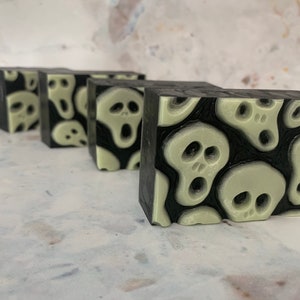 Glow in the Dark Shea Butter Soap With Screaming Face Perfect Halloween ...