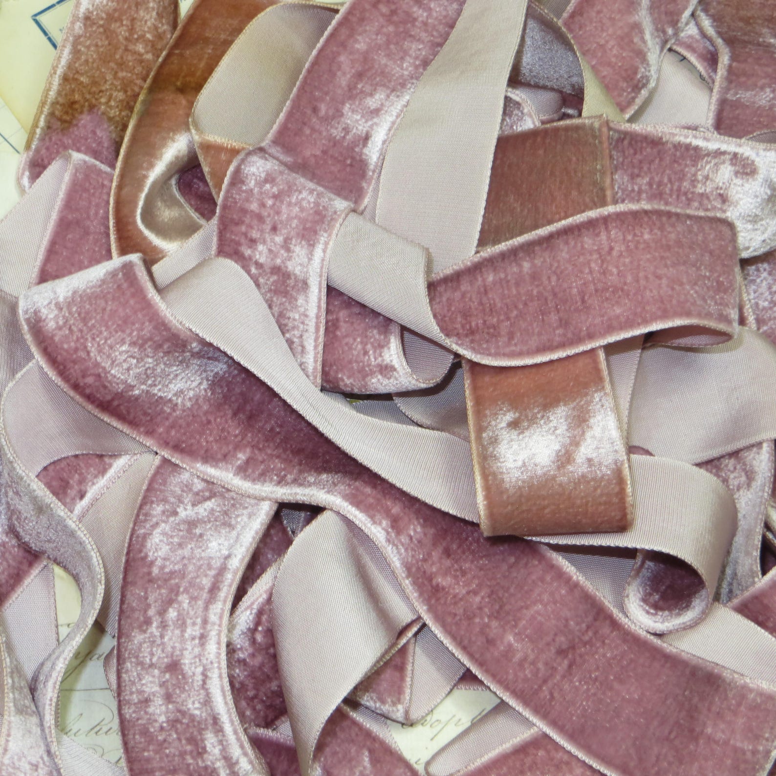 1Y SHABBY LUSH MAUVE Pink Velvet Ribbon 1.5 Antique - Etsy