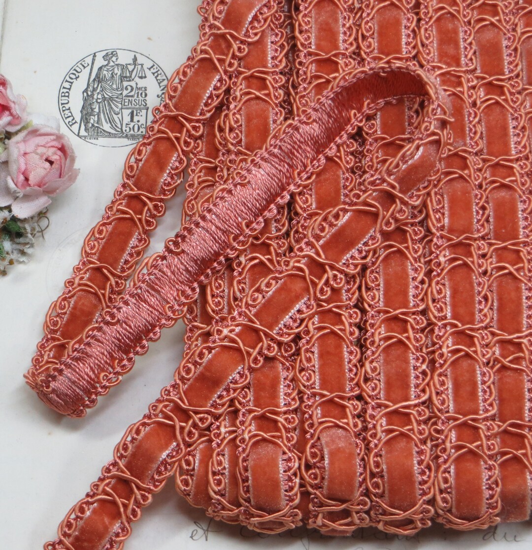 1y DUSTY CORAL VELVET Gimp Scroll Gimp Rayon Velvet Trim: Peach Pink ...