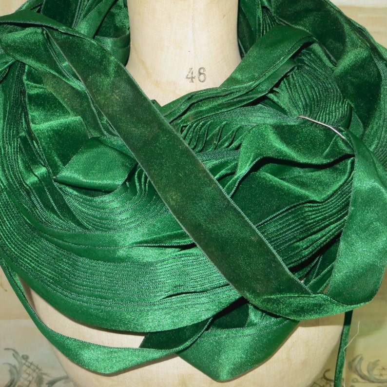 1y HUNTER GREEN VELVET 2 Ribbon Vintage Swiss Garden - Etsy