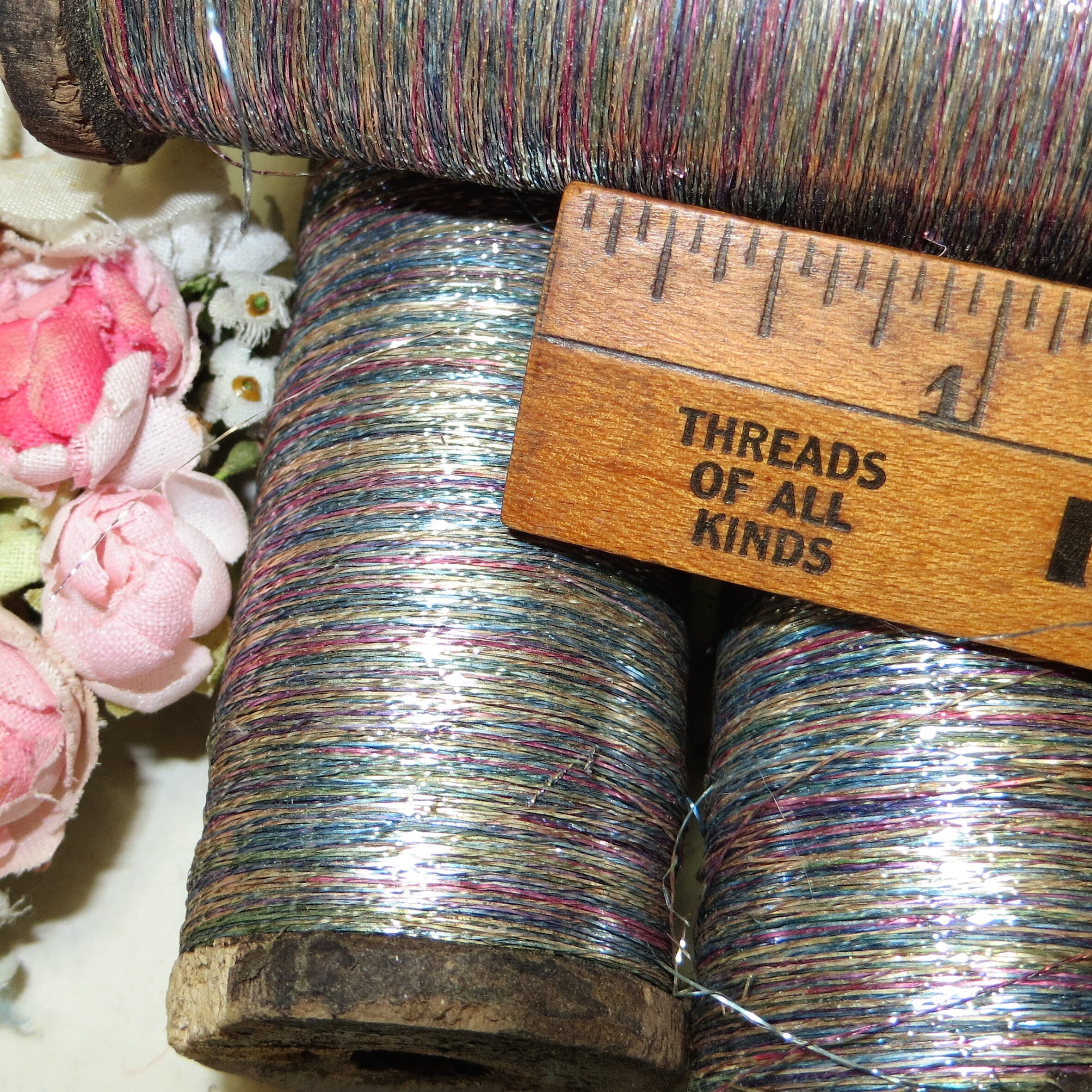 1 Spool 1920 FRENCH METALLIC SAGE Thread Tag: Metallic Floss Ombre ...