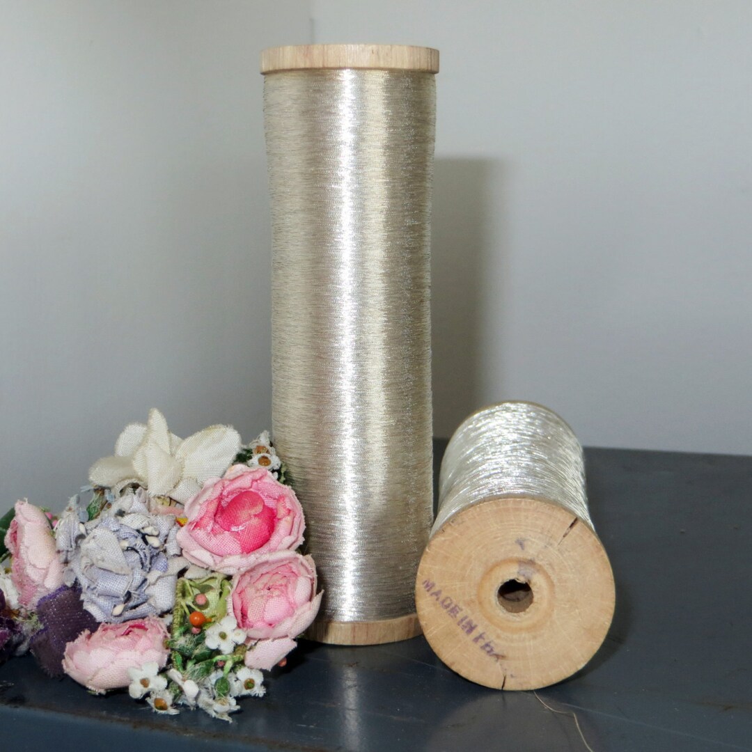 LARGE FRENCH SPOOL Fancy Silver Thread Bobbin Antique Flat Real ...