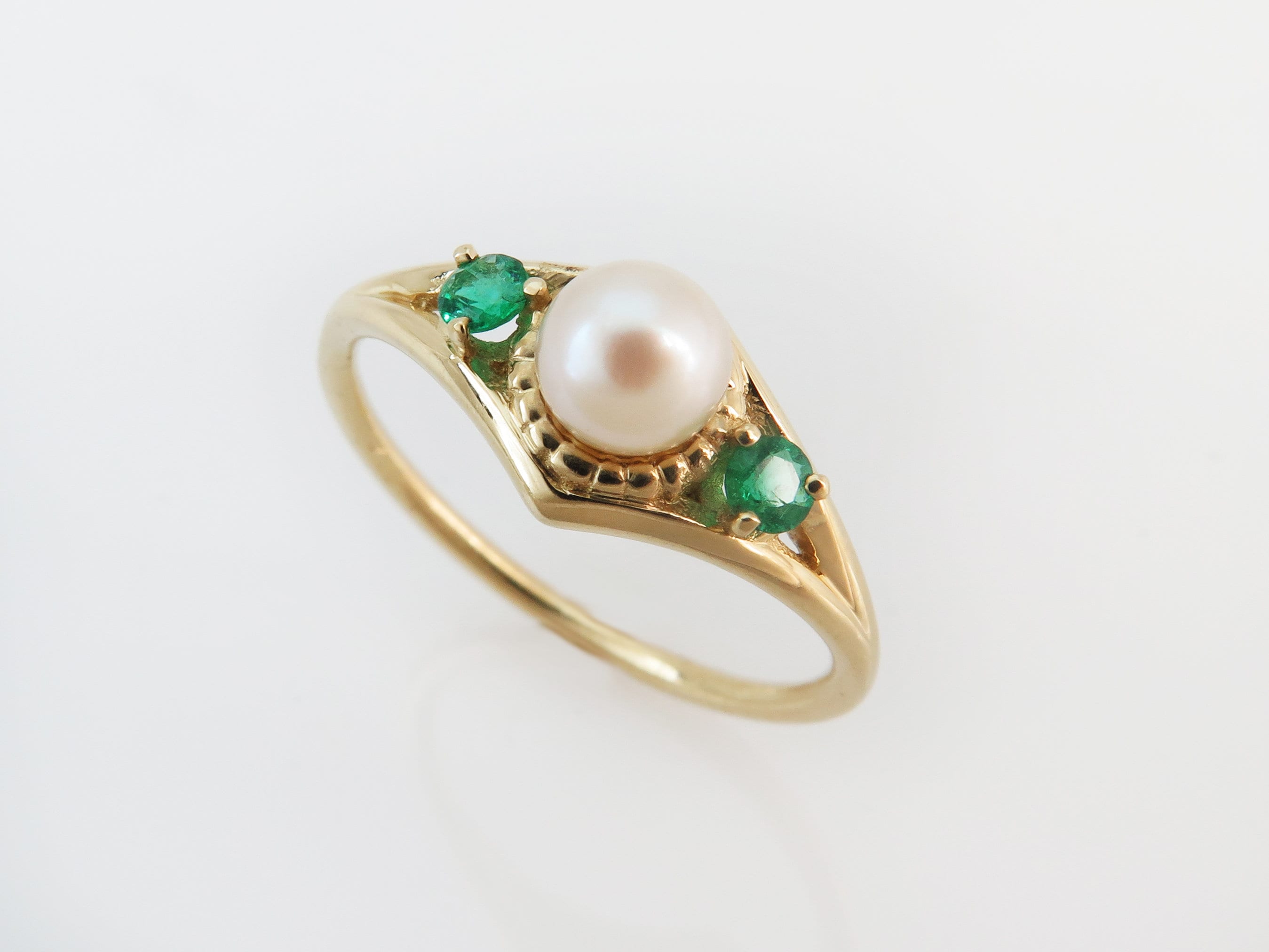 Pearl Ring 14k Gold Engagement Ring 3 Stone Ring Emerald | Etsy
