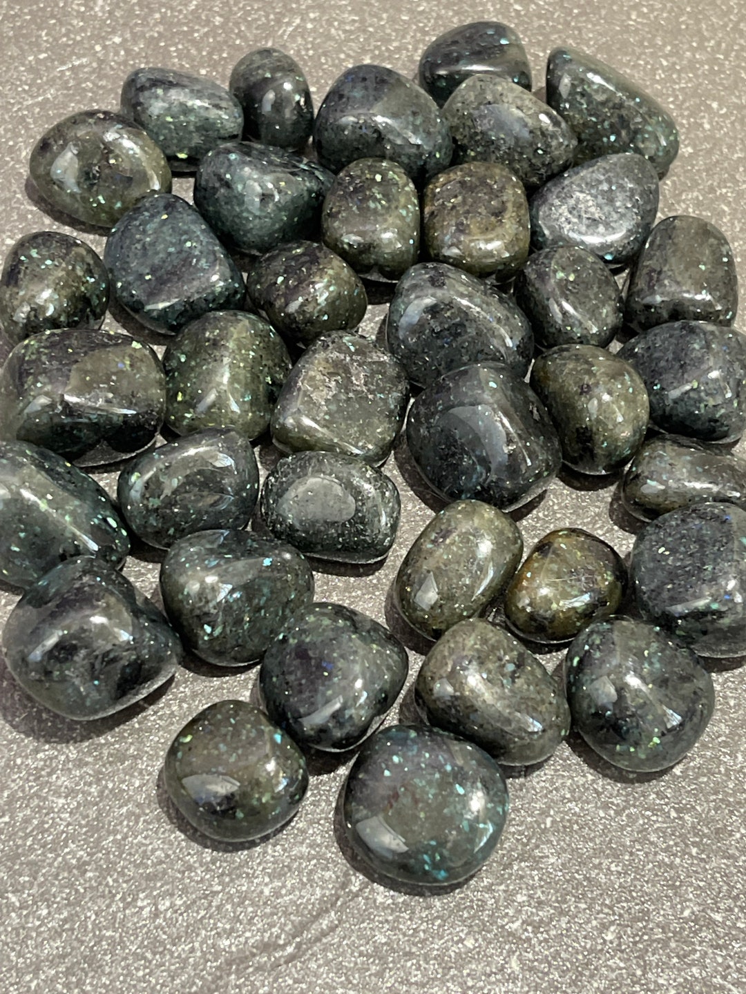 Micro Labradorite Tumble Stone - 18-22mm Blue Flash Gemstone Crystal ...