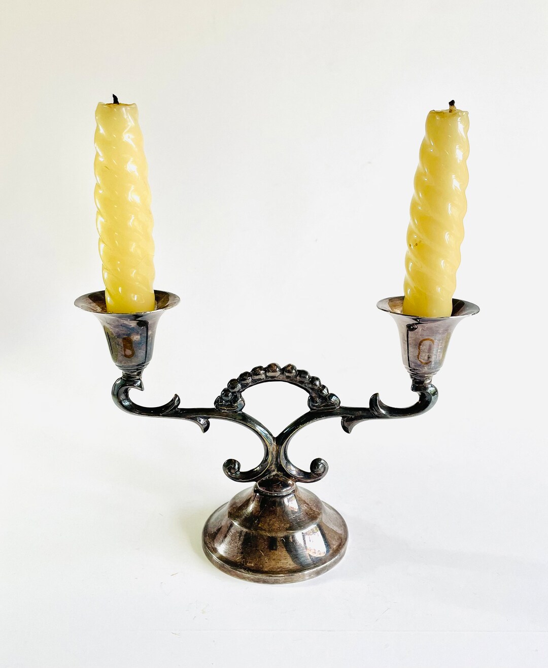 PRECIOSOS PORTAVELAS GOTICO De Dos Brazos Años 50 Candelabro Mid ...