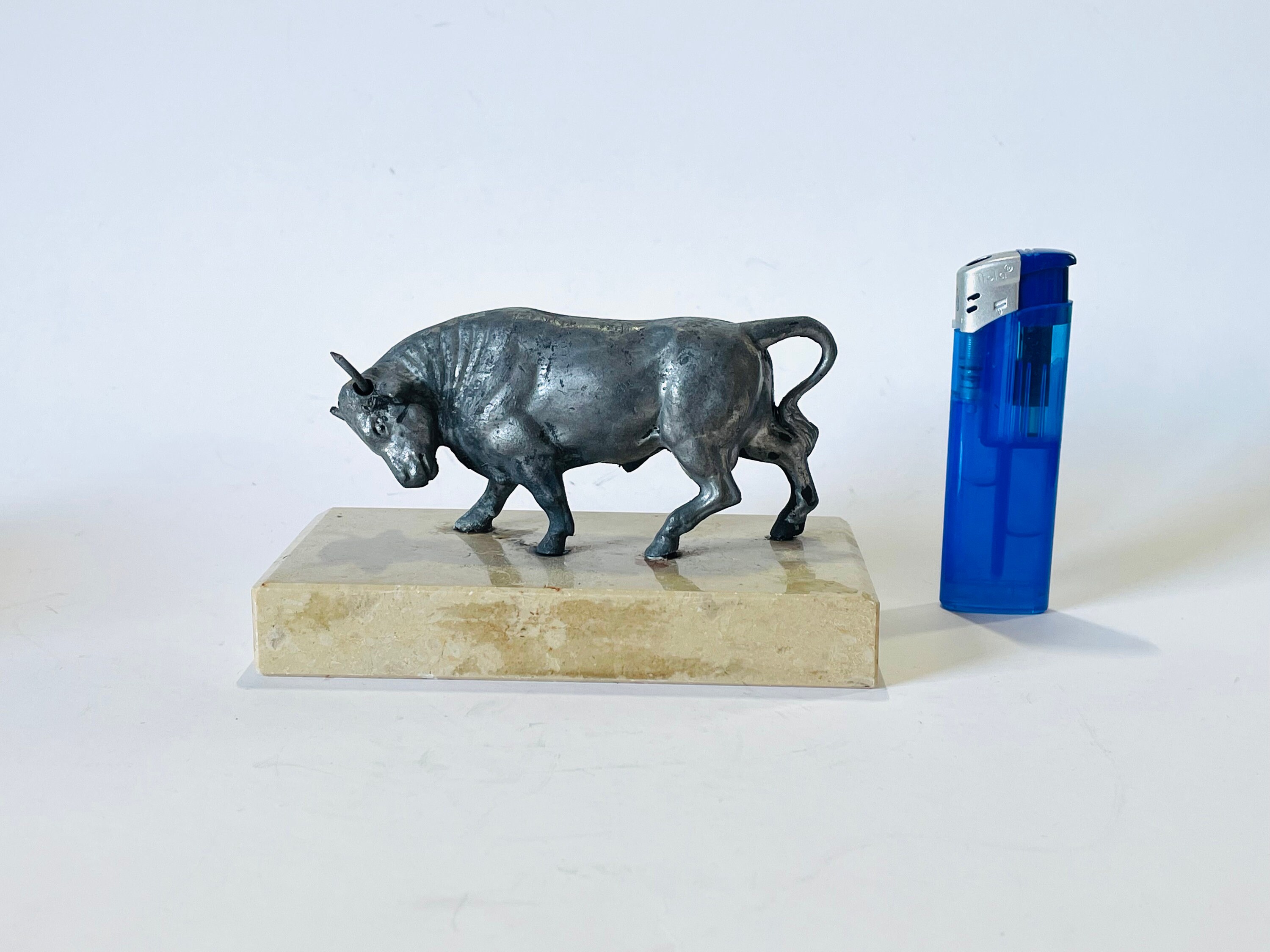 ANTIGUA FIGURA De TORO Escultura Art Deco Española De Animal Sobre Base ...