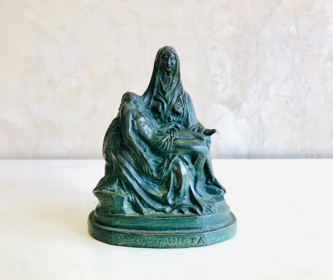 PIEDAD De MIGUEL ANGEL Escultura Antigua Modernista Figura De Metal En ...