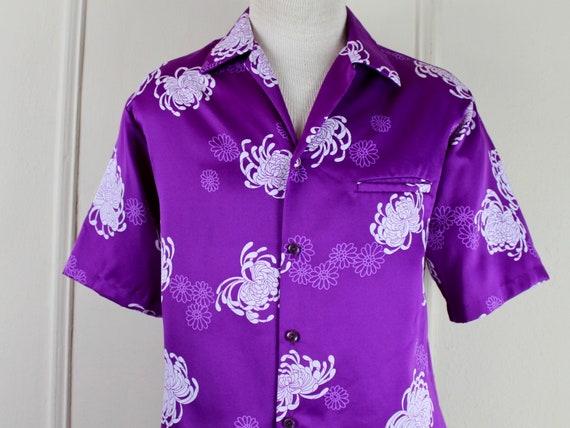 Purple Mums, Purple Mums - 1980s Shiny Hawaiian HILO … - Gem