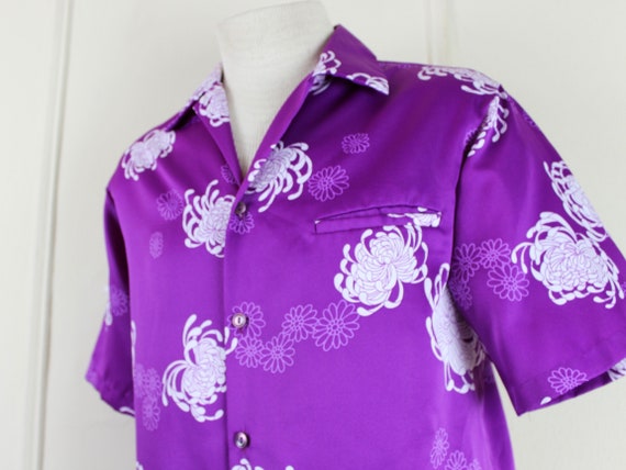 Purple Mums, Purple Mums - 1980s Shiny Hawaiian HILO … - Gem