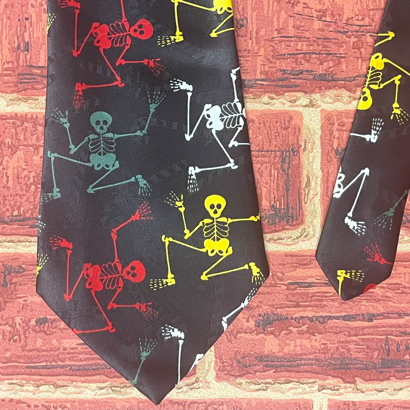 The Spooky Guy, Vintage 1990s Black Skeleton Necktie - A.rodgers ...