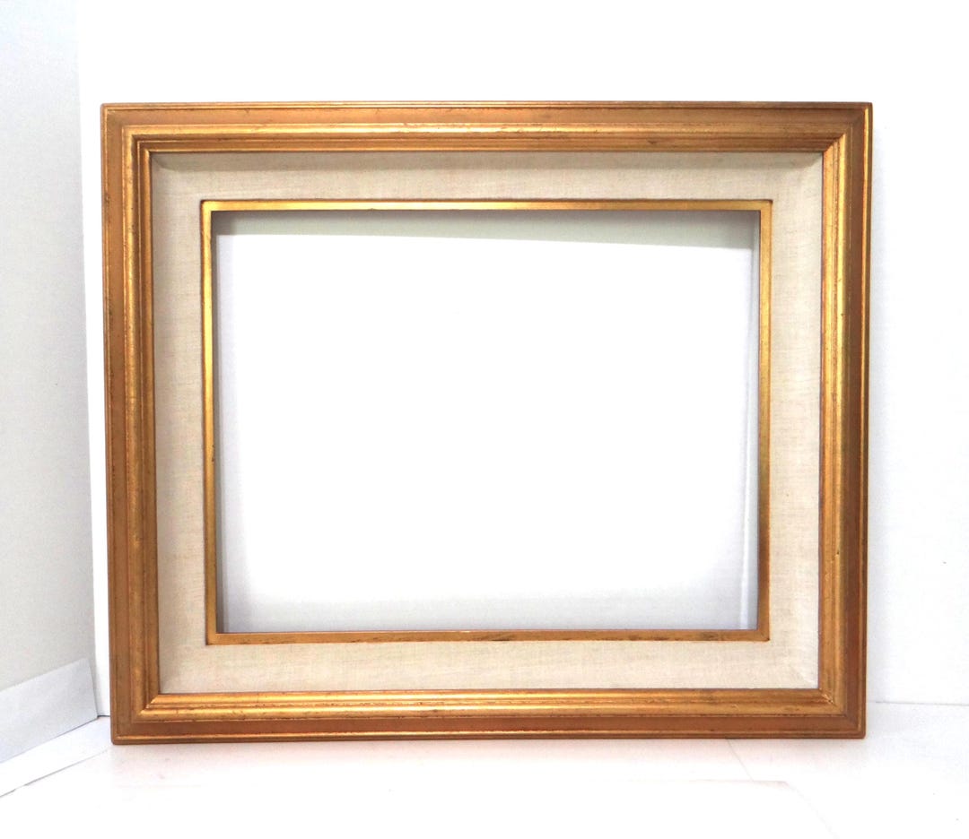 Vintage Gold 14x18 Wood 24-inch Frame Classic Midcentury Frame Wedding ...