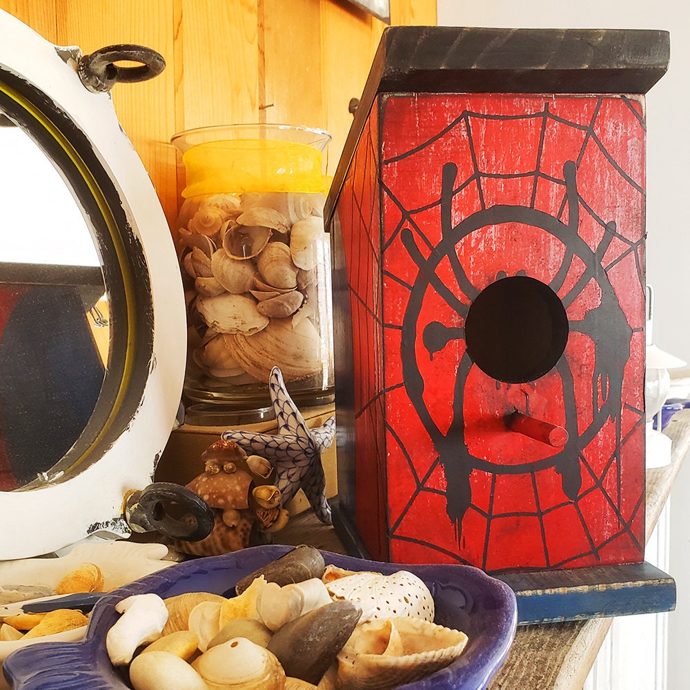 The Spidey House: Spiderman Birdhouse