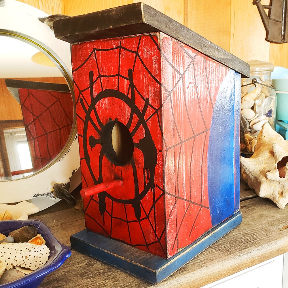 The Spidey House: Spiderman Birdhouse