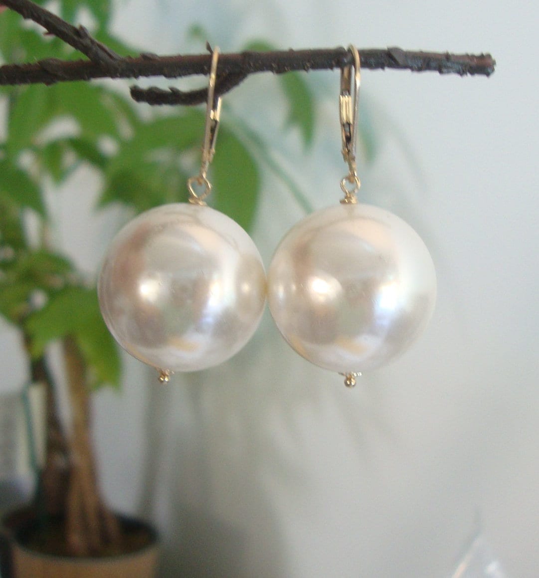 14K Gold Filled Elegant Big Round Drop Shell Pearl Earring | Etsy