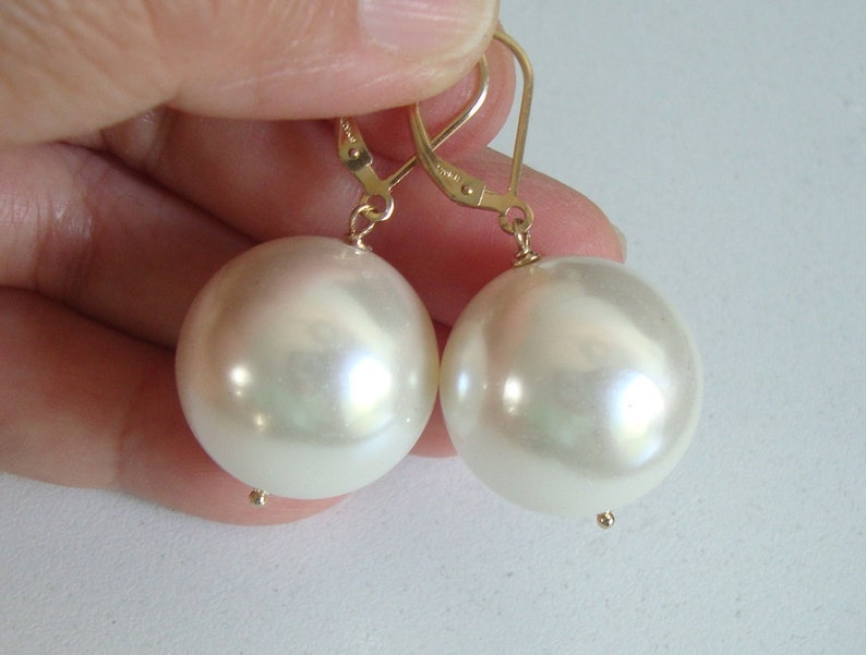 14K Gold Filled Elegant Big Round Drop Shell Pearl Earring, Lever Back ...