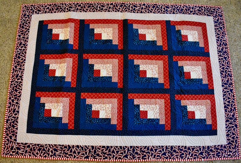 Log Cabin Design LAP QUILT Red White & Blue - Etsy