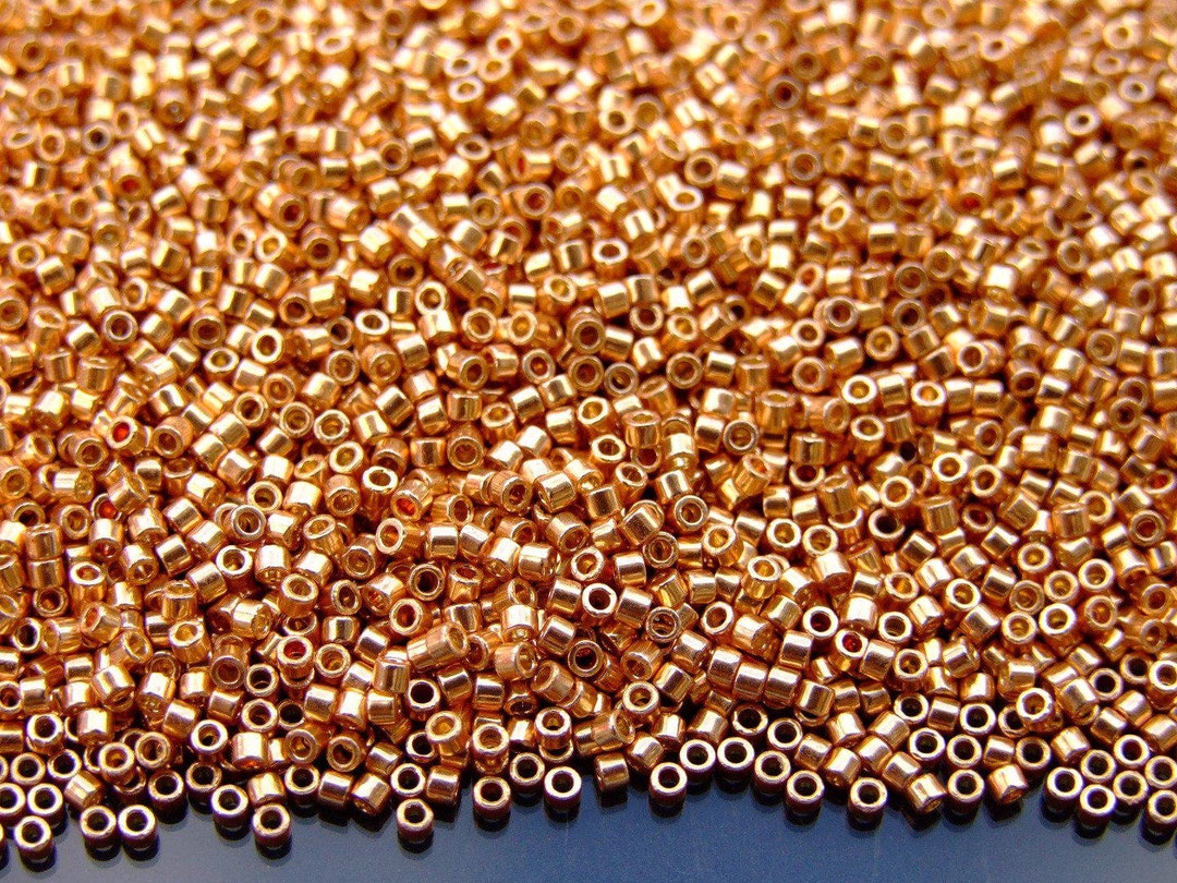 5g PF551 Perma Finish Galvanized Rose Gold Toho Aiko Seed Beads 11/0 1 ...