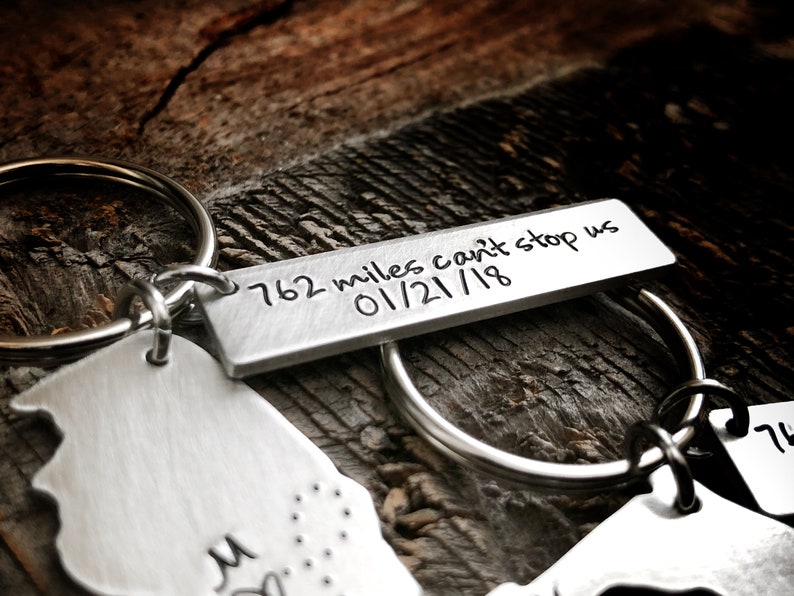 Long Distance Keychain Anniversary Gift for Boyfriend - Etsy