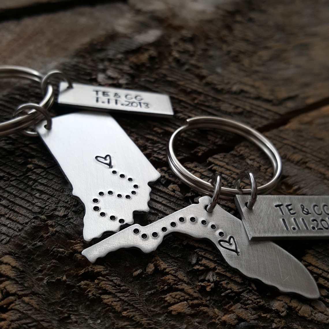 State Keychain With Initial and Date Charm Pick Your States - Etsy