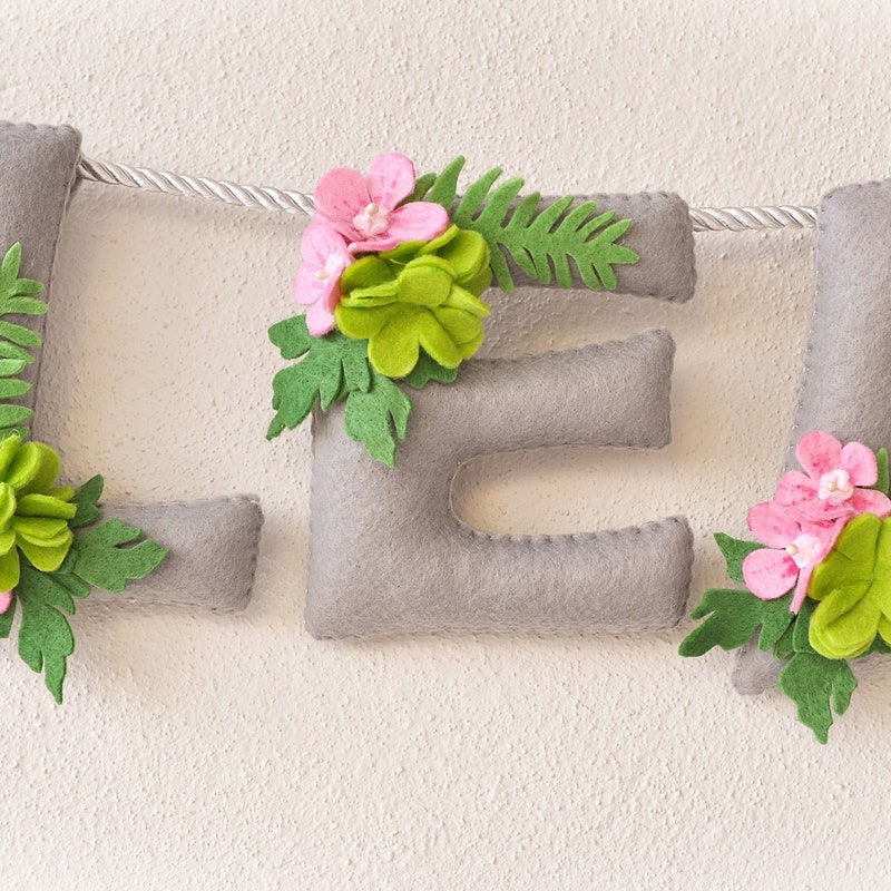 Girls With Oleander - Etsy